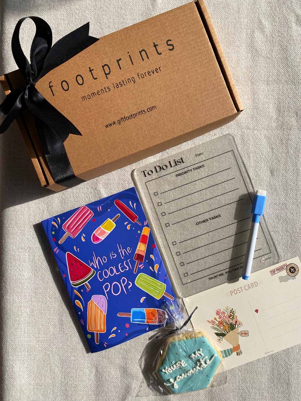 Who is the Coolest Pop? – Footprints